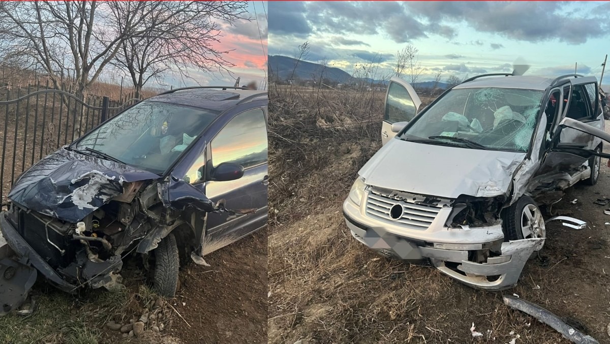 FOTO//Trei răniți într-un accident la Capu Câmpului