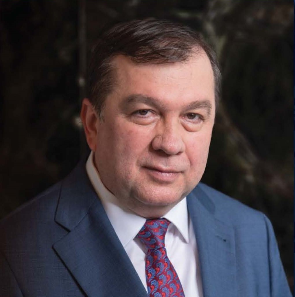 Rectorul UMF „Carol Davila” din București, prof. univ. dr. Viorel Jinga ...