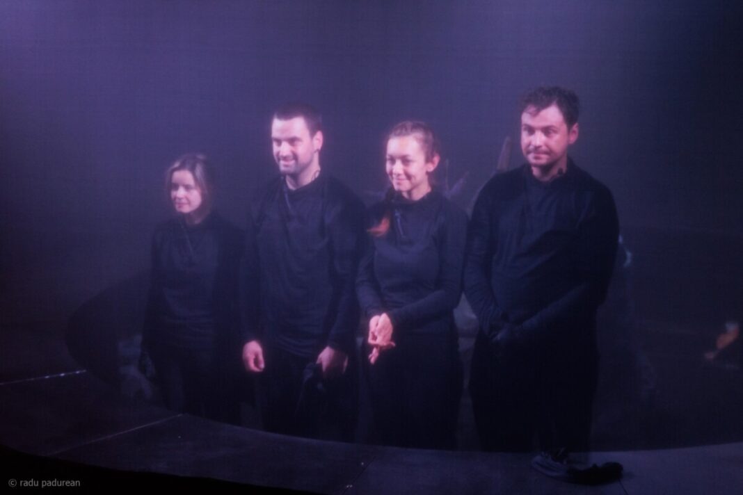 Spectacolul „Dincolo de maci” ajunge la Suceava – 8 octombrie, ora 19: ...